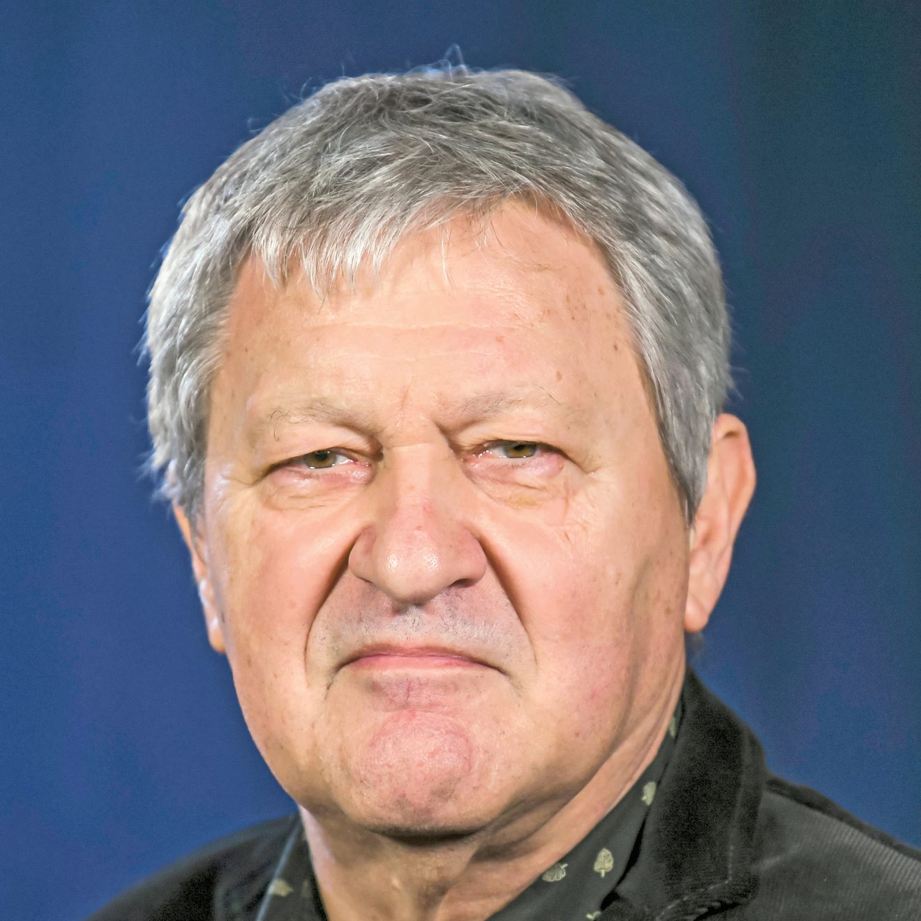 Dragan Velikić, kolumna: A sad, adio