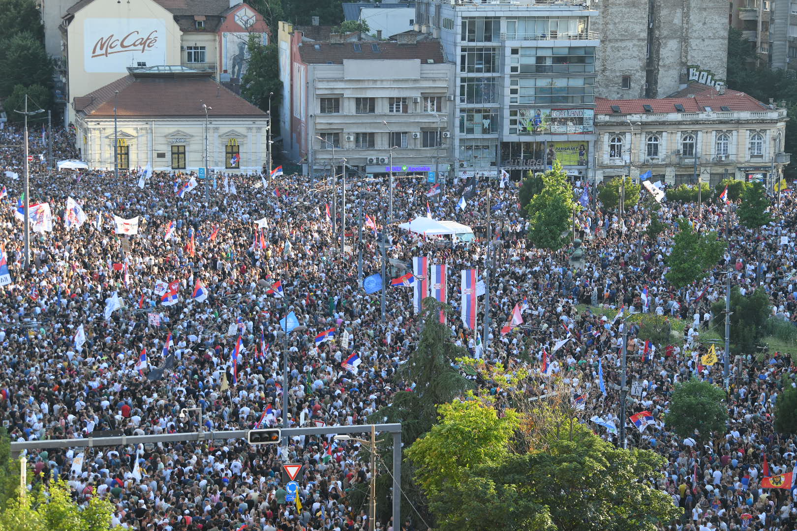 Posle Vidovdana: Nasilje ne može zaustaviti probuđenu Srbiju